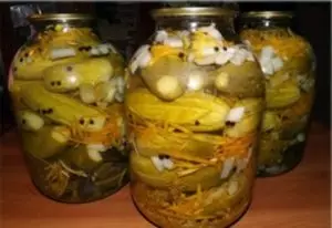 Resep vir marining van komkommers in Tsjeggies vir die winter