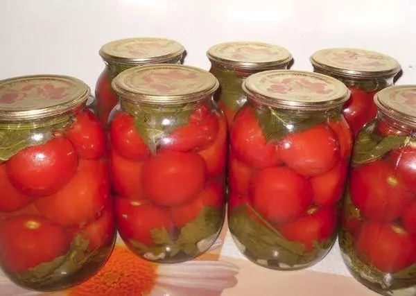 Tomaten mat Blieder