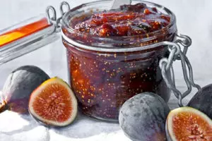 Рецепт за подготовка на смок-џем дома за зима