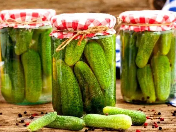 Gemarineerde komkommers