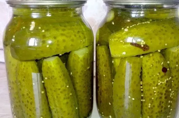 मोहरी सह cucumbers