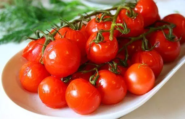 Dessert tomatoes