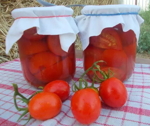 Tomatov marinizavimas