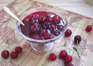 ວິທີການປຸງແຕ່ງອາຫານຈາກ cherries frozen ດ້ວຍກະດູກແລະບໍ່ມີ