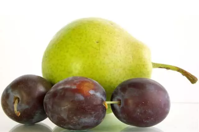 Alycha na pears.