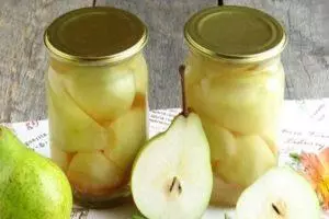 トップ8シンプルな料理レシピ冬のシロップの梨