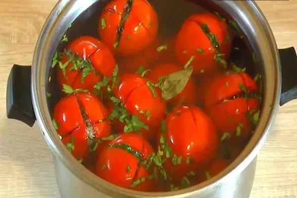 Tomatoes in the brine