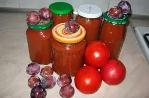 Izindlela zokupheka ze-Ketchup ezivela kuma-plums ebusika ekhaya leminwe