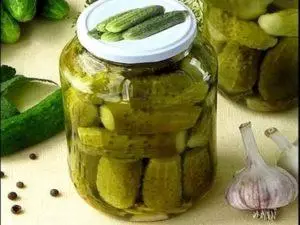 5 pinakamahusay na mga recipe para sa mga pickled cucumber nang walang pagdaragdag ng asukal