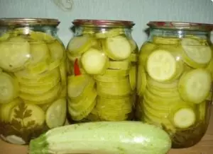 Riċetti għall-preparazzjoni ta 'malajr ta' zucchini iqarmeċ baxx fil-5 minuti