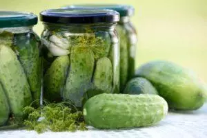 কত দিন পরে আপনি রান্না করার পরে pickled cucumbers খেতে পারেন