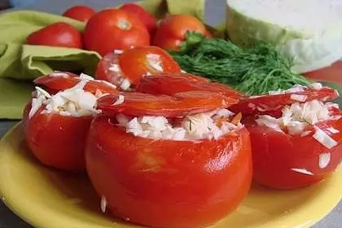 Bereite Tomaten
