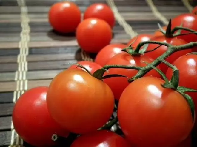 Vintage tomattoes