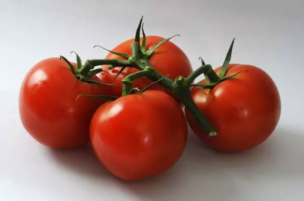 Tomato Dubok on the table