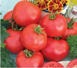 Wat ass ferambar Tomaten, déi bescht Bewäertungen fir oppe Buedem a Greenhousen