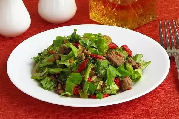 サラダ「肝臓と野菜」