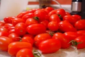 Karakteristik ve transnistri domates çeşitliliğinin açıklaması