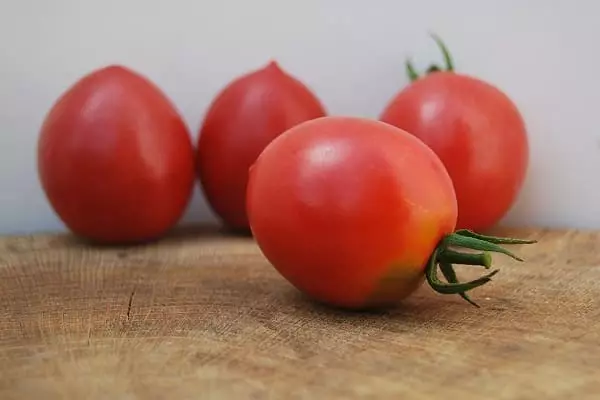 Tomato Slavyanka.