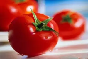 Beschreibung des Tomatenschlitzes und der Vielfaltmerkmale