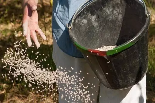 dispersión de fertilizante.