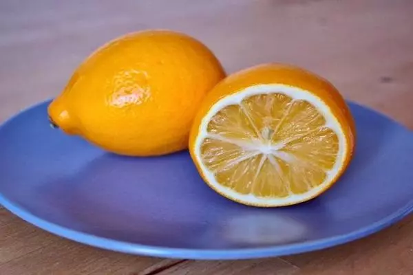 Iškirpkite citrus