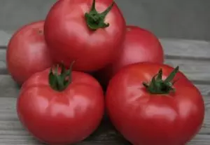 Karakteristik ak deskripsyon nan varyete nan tomat Cybo, sede li yo