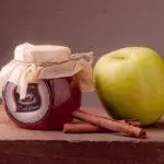 Apple Jam ma Cinnamon: Maualuga 6 Fuaitau mo le kuka ma le teuina 3421_12