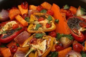 4 απλή συνταγή για τη διατήρηση ψημένων λαχανικών για το χειμώνα