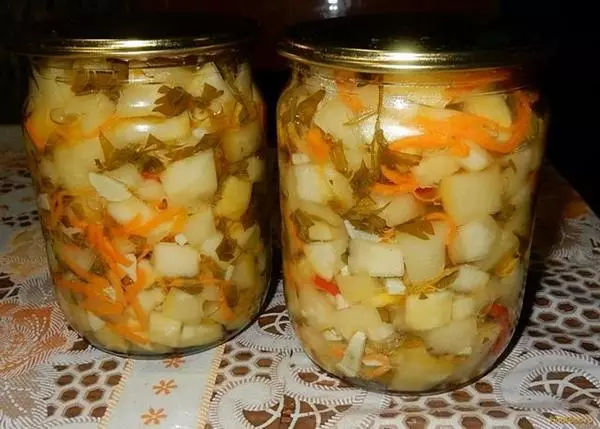 Zucchini sailéad géarmhíochaine