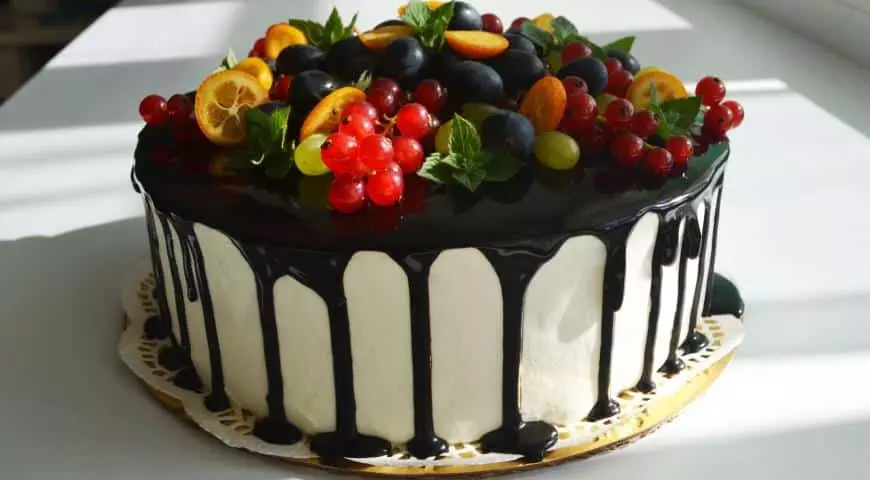 a delicious cake