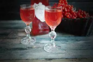 9 enkle oppskrifter for matlaging av vin fra Viburnum hjemme