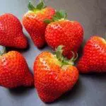 strawberry Ruby: ការពិពណ៌នាអំពីភាពខុសគ្នានិងលក្ខណៈ, ការចុះចតនិងការលូតលាស់ 5982_9