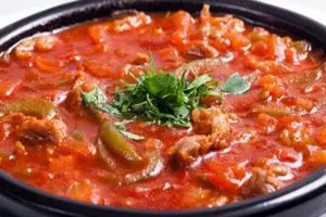Kako napraviti saće od povrća sa patlidžanima i tikvicama: najbolji recepti za spor štednjak, pećnicu, tanjur