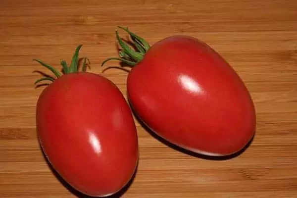 Awọn tomati pupa