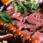 Козе месо: ползи и вреда, дневна скорост на потребление и как да се готви 7091_9