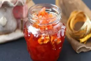 Ang pinaka masarap na mga recipe para sa pagluluto jam mula sa Quince