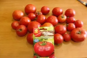 Paglalarawan ng Tomato Tomato Misha at mga katangian nito