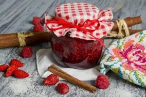 Strawberry jam para sa taglamig: 22 pinakamahusay na hakbang-hakbang na mga recipe ng pagluluto 7904_11