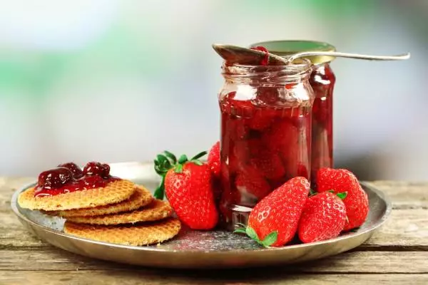 Strawberry jam with brandy