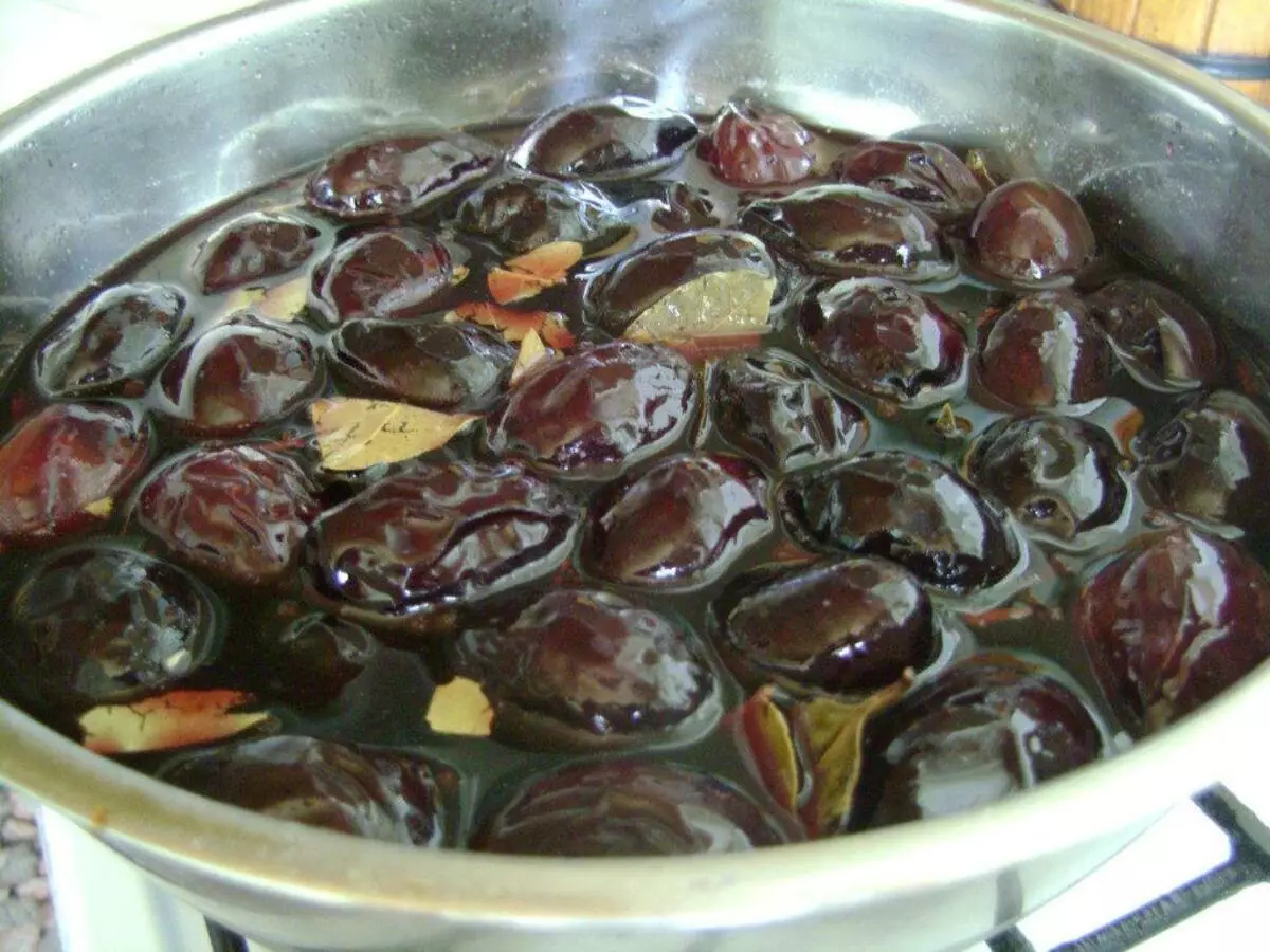 Plums mahandro