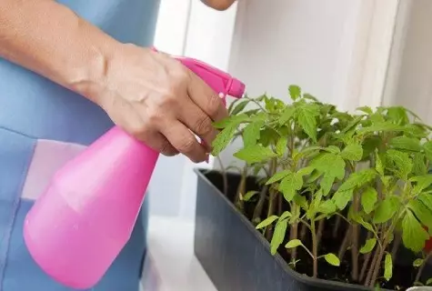 Treatment of seedlings