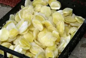 Cara mbebasake kentang ing freezer ing omah lan bisa
