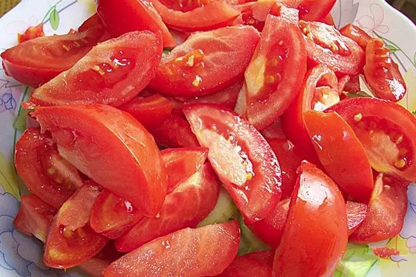 Salad tomat