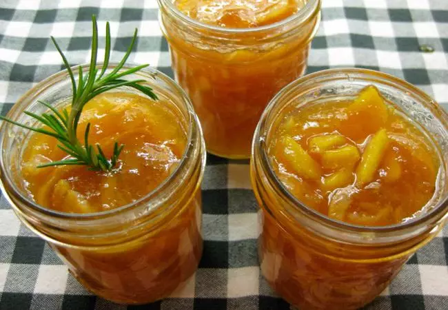 Marmelada con limón e zucchi