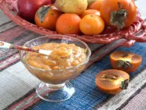 8 des recettes les plus délicieuses pour la confiture de cuisson de Persimmon