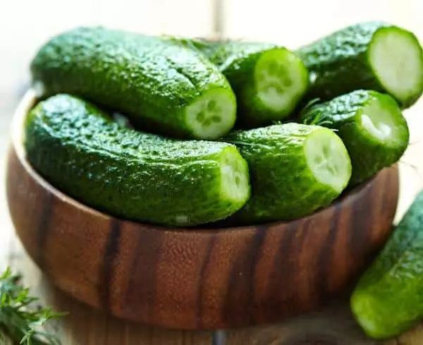 তাজা cucumbers.