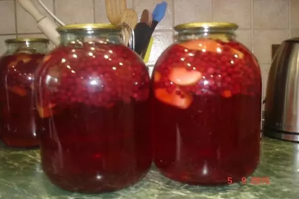 Lingonberry compot