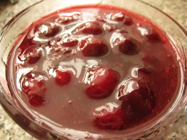 Cherry jam ma gelatin