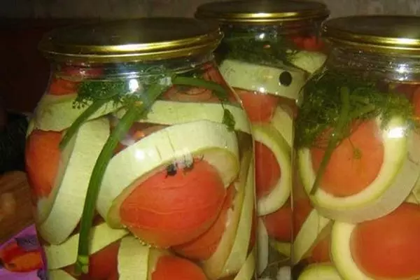Zucchini en conserve