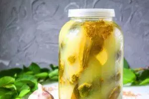 Steg-för-steg recept på bastur med senap gurkor för vintern i banker